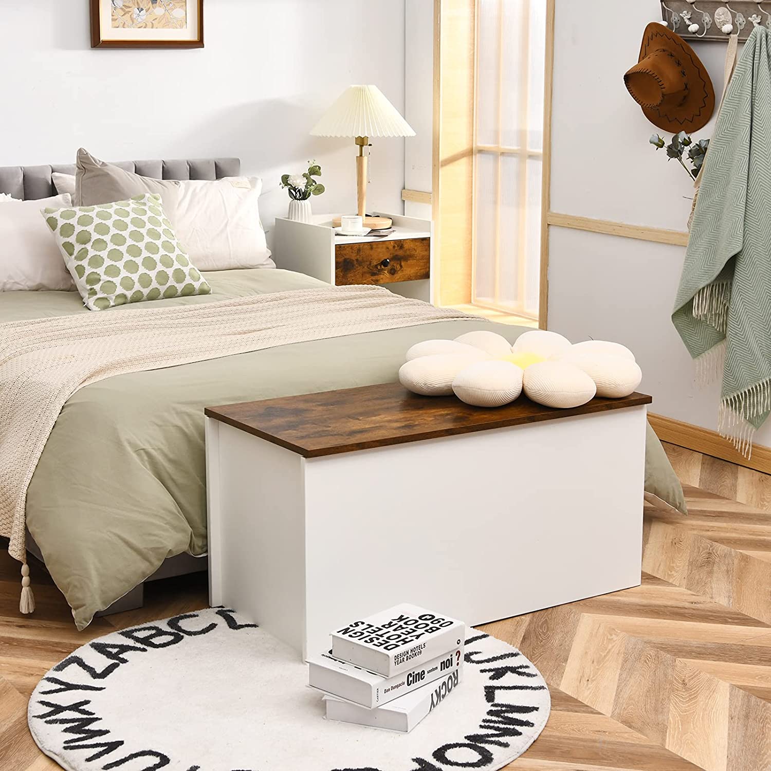 Flip-top Storage Chest Lift Top Porch Storage Bench 35.5” Deck Box wit ...
